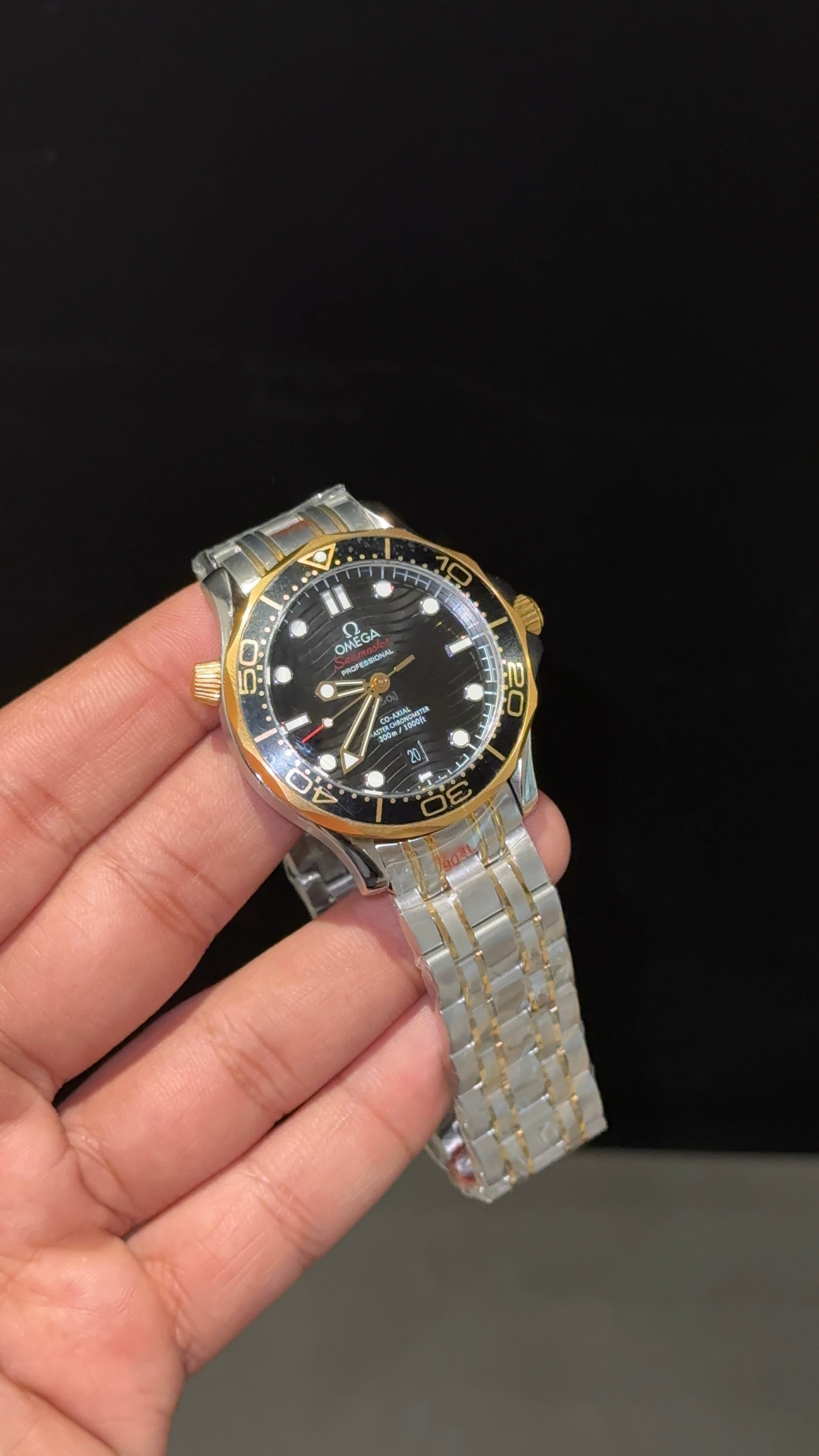 Omega Seamaster Auto | Gold Two Tone | Blackish Textured Dial – twentyfour