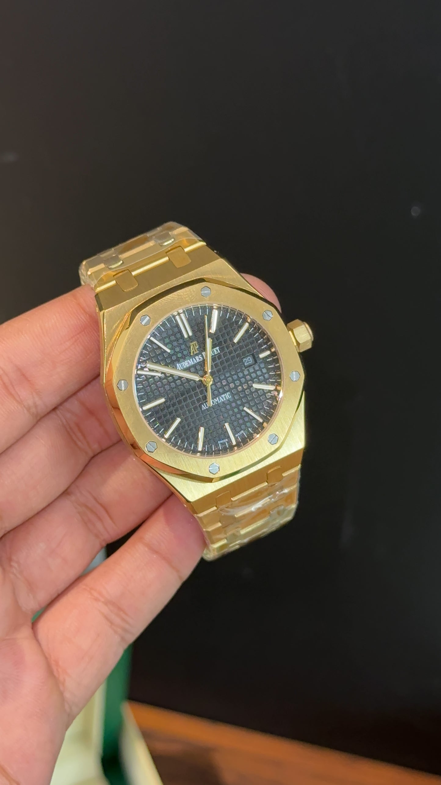 AP | Auto | Gold Chain | Black Box Dial – twentyfour